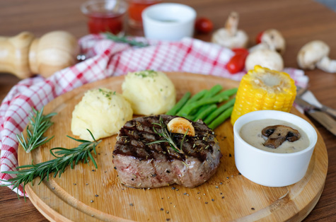 Carnis - Cashback Rp50 rb di Carnis Steak Pizza & Ice Cream || Mandiri ...